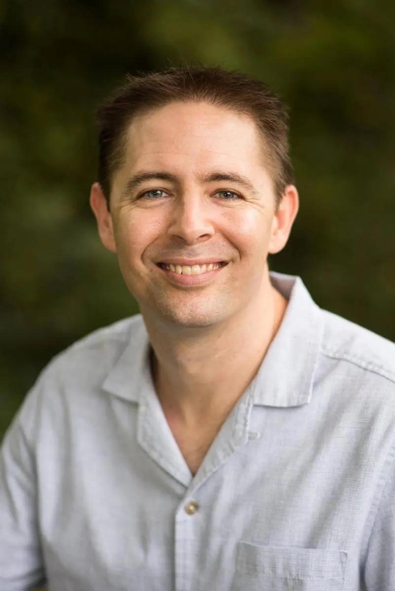 ECE Faculty Members Receive Top Institute Awards